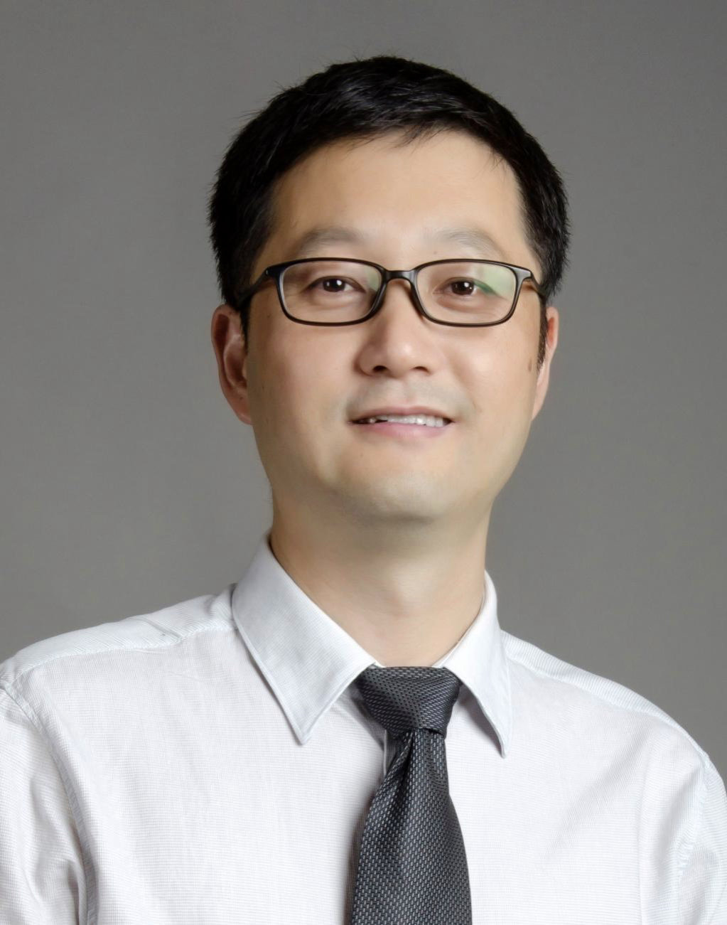 Professor Chen Zhao 陈钊 教授 | Sofia University